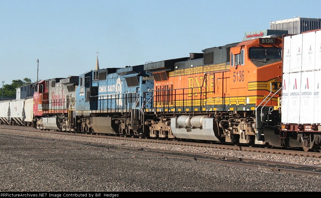 BNSF 5136